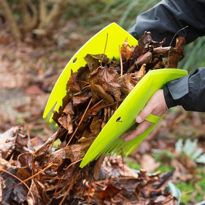 Buy Polypropylene Leaf Scoop affordable | Gardens4you.ie